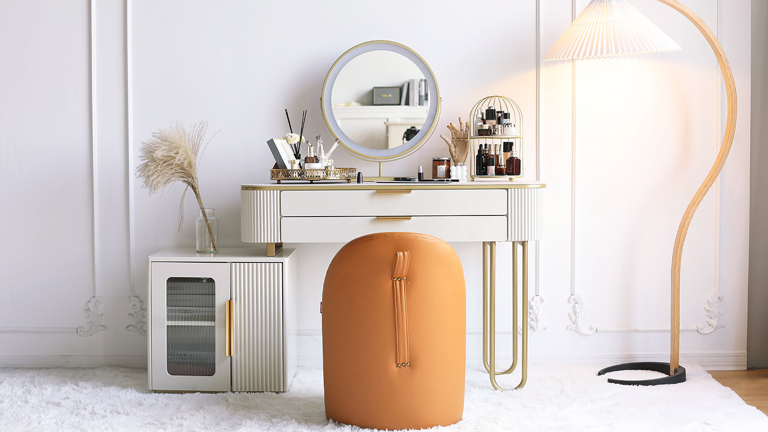 Transform Your Space with Timeless Elegance: The Art of Vanity Tables ...